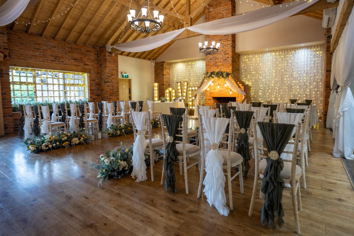 Charnock Farm - Pure Elegance Weddings & Events Specialists